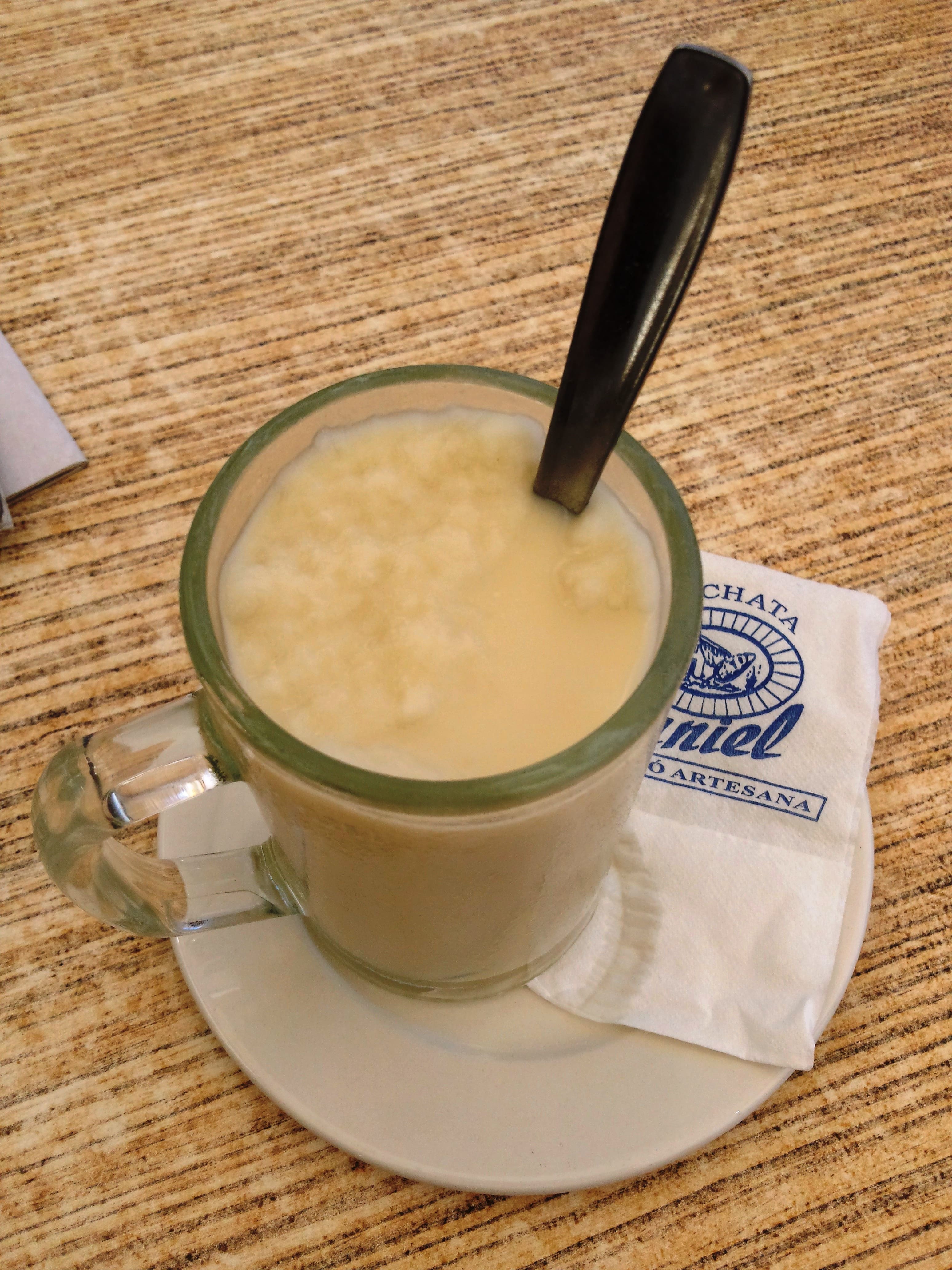 Ce este horchata valenciană și unde se poate bea - Valenciana.ro